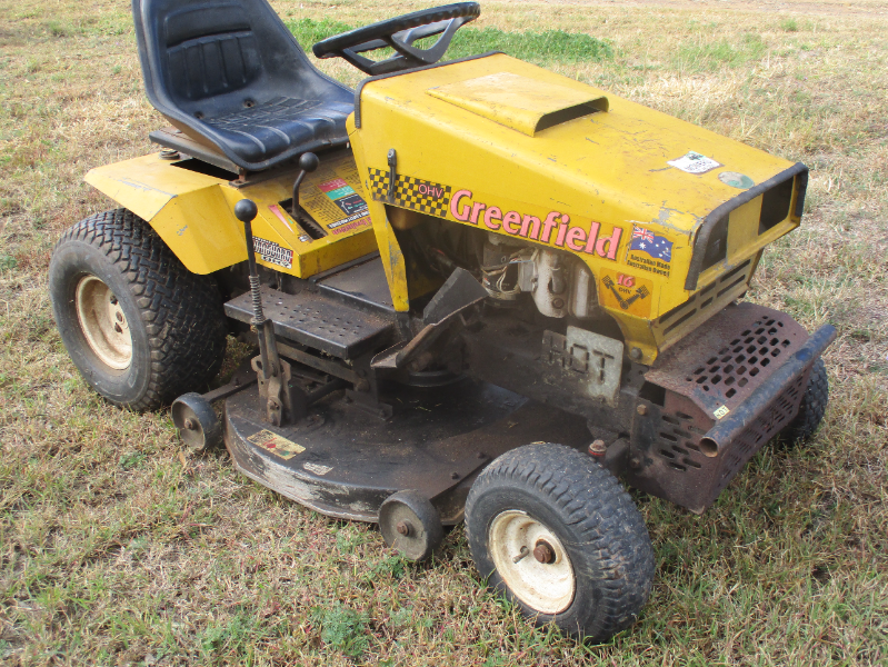 Lot 186 - Greenfield Ride on Mower | AuctionsPlus