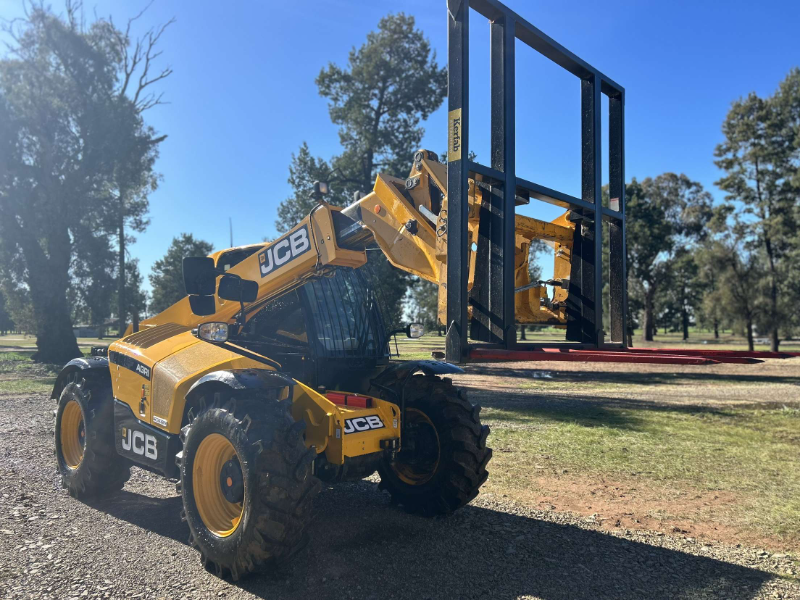 Lot 9 - JCB TELEHANDLER 532.70 | AuctionsPlus