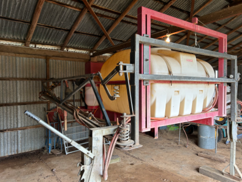 Lot 36 - Croplands Pinto Spray unit | AuctionsPlus