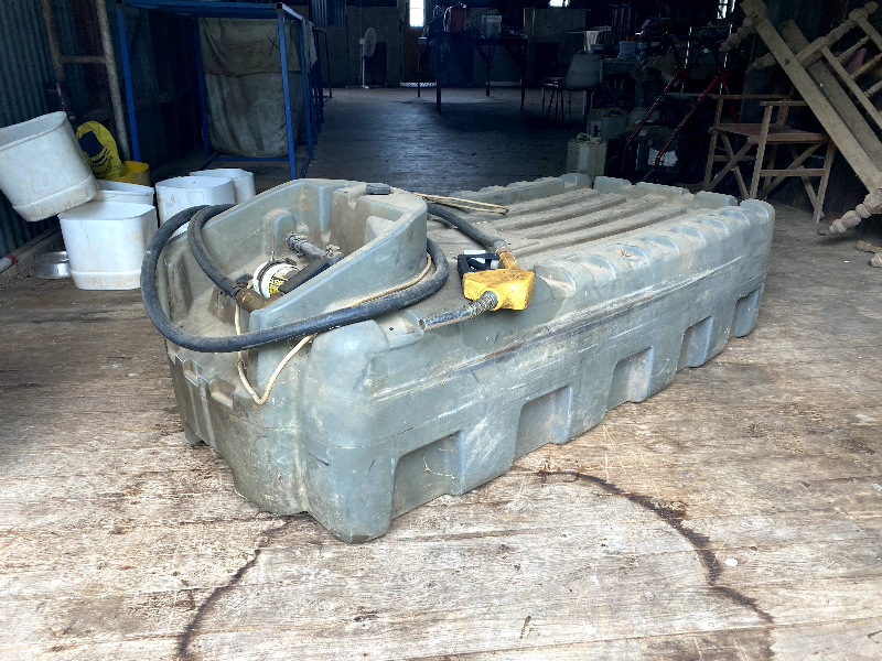 Lot 24 - Selecta 400lt Diesel Pod | AuctionsPlus