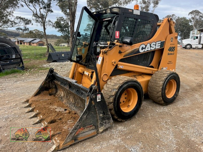 Lot 34 - (7988) Case 465 Skid Steer | AuctionsPlus