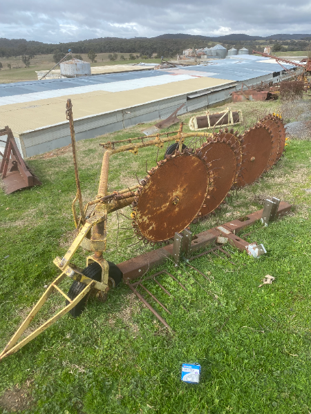 Lot 112 - ITEM 44- HAY RAKE | AuctionsPlus