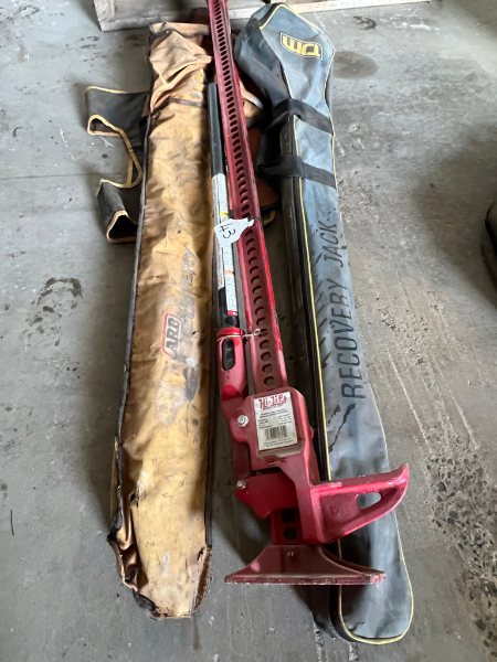 Lot 43 - Wallaby Jacks | AuctionsPlus