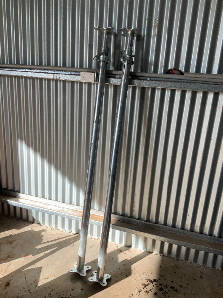 LOT 67 - Acrow Props. | AuctionsPlus