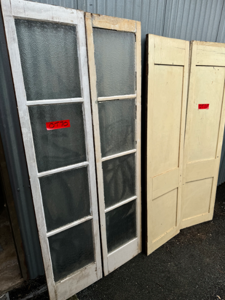Lot 83 - Doors OT70 | AuctionsPlus