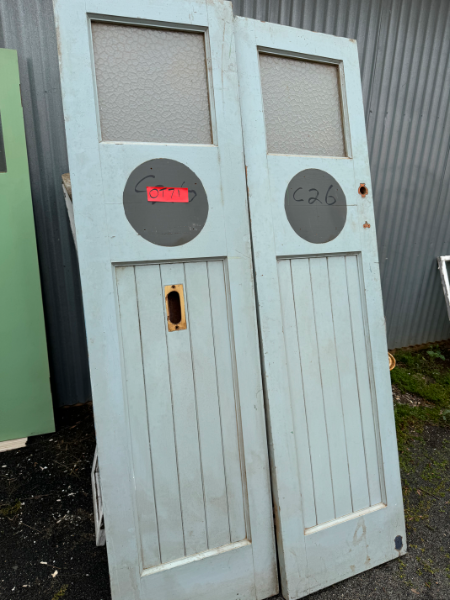 Lot 84 - Doors OT71 | AuctionsPlus