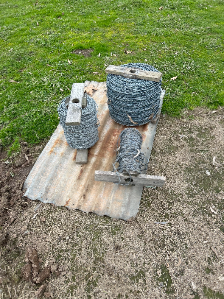 Lot 52 - Barbed Wire | AuctionsPlus