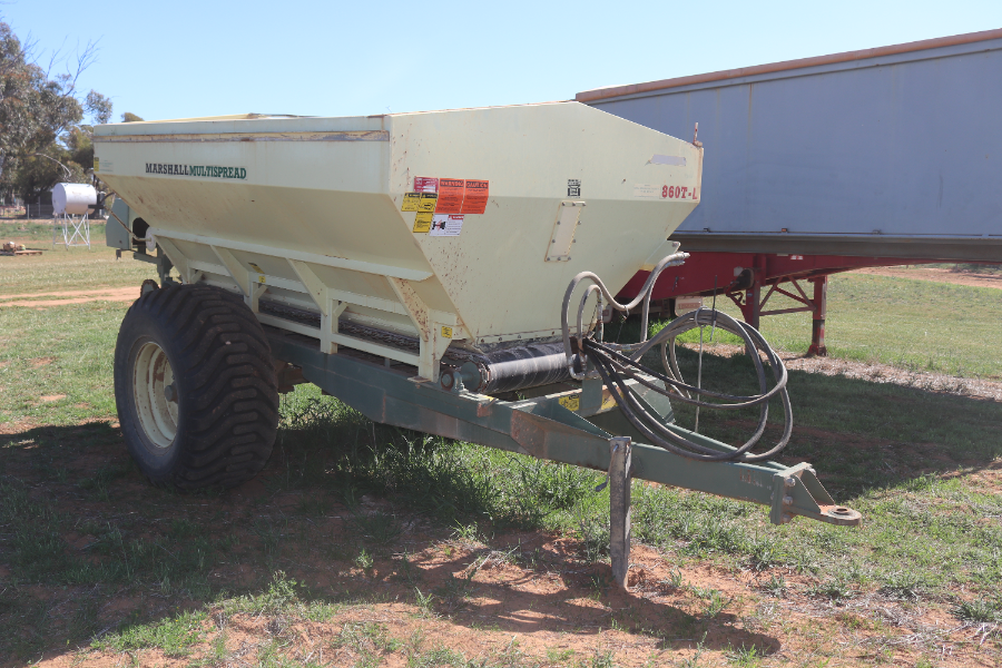 Lot 43 - Marshall multi-spreader. | AuctionsPlus