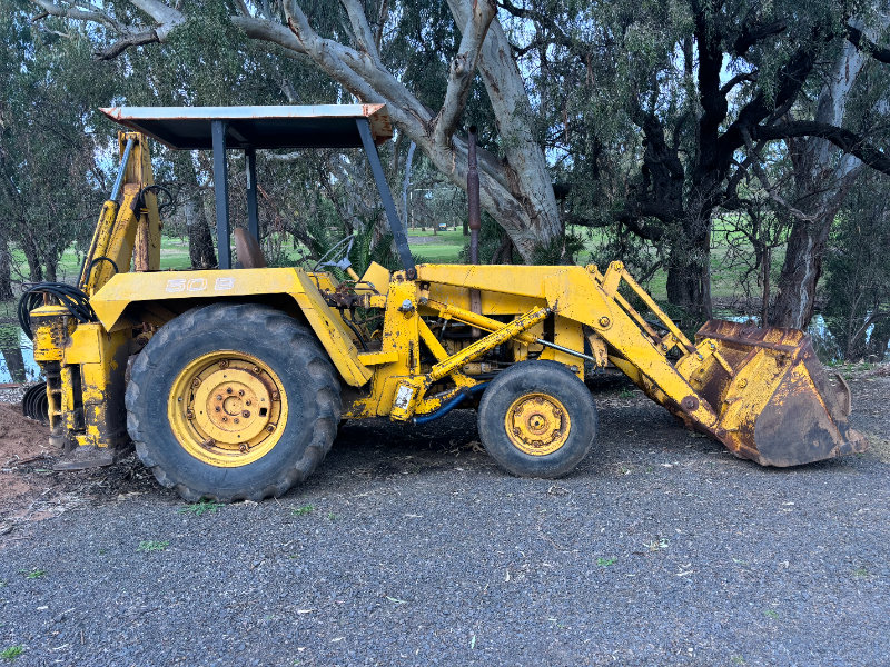 Lot 10 - Massey Ferguson 50B Backhoe | AuctionsPlus