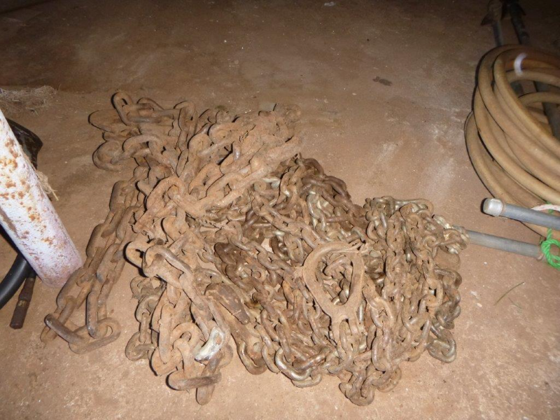 Lot 121 - Chains | AuctionsPlus