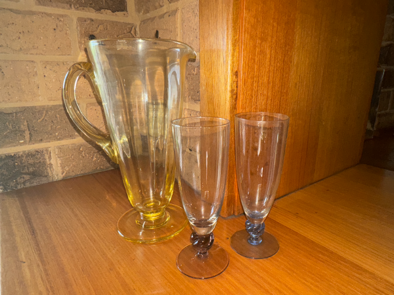 Lot 43 - Glassware | AuctionsPlus