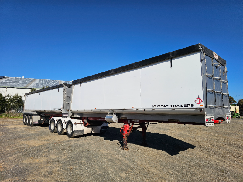 LOT 14 - Muscat B/Double Grain Tippers | AuctionsPlus