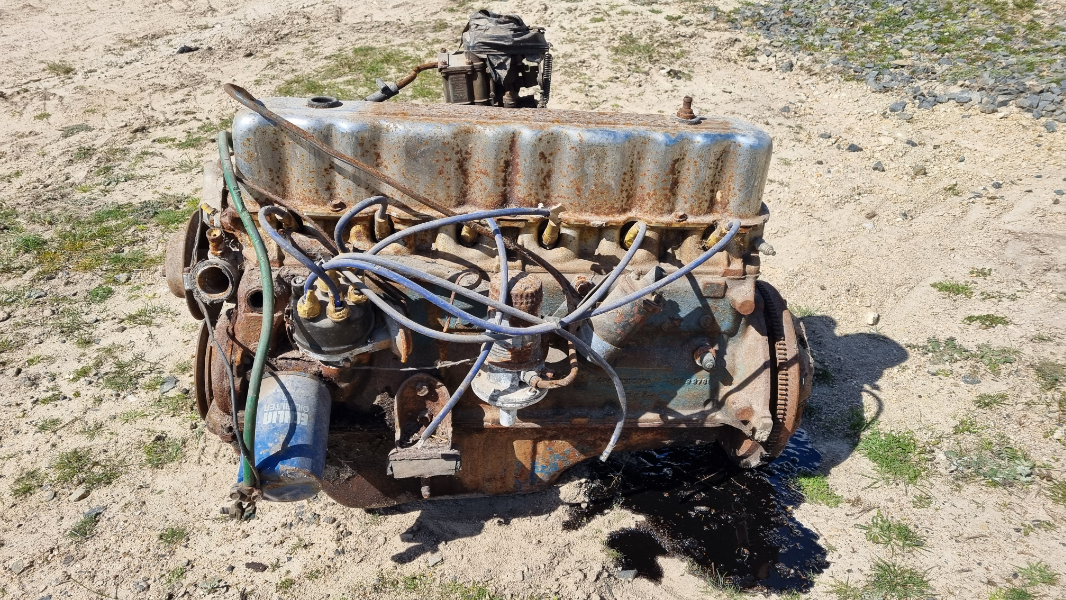 Lot 37 - Ford 170 Motor | AuctionsPlus