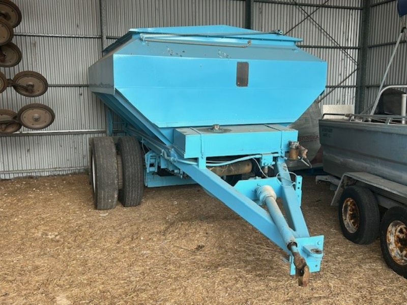 Lot 6 - Brentwood Engineering - Belt Spreader | AuctionsPlus
