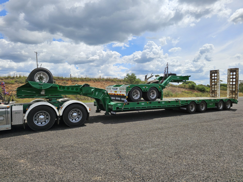 Lot 23 - Tuff Quad Low Loader & Dolly | AuctionsPlus
