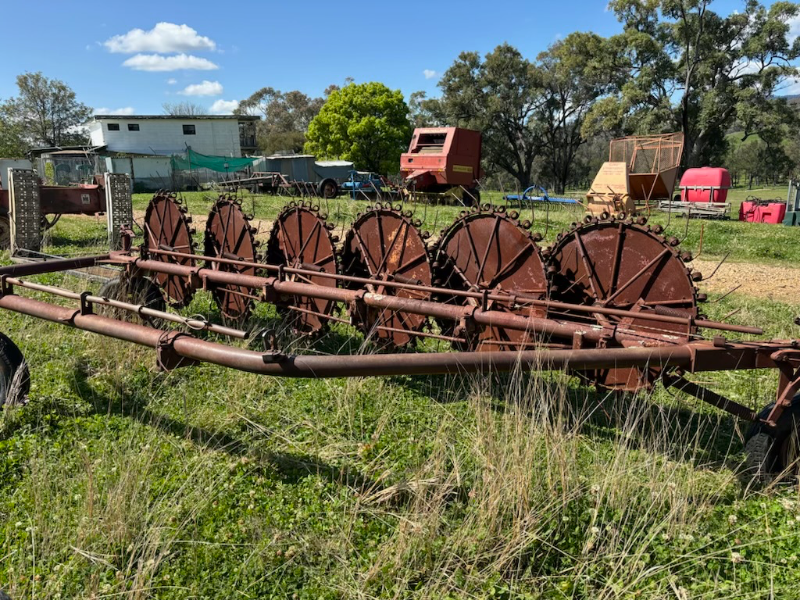 Lot 38 - BAMFORDS HAY RAKE | AuctionsPlus