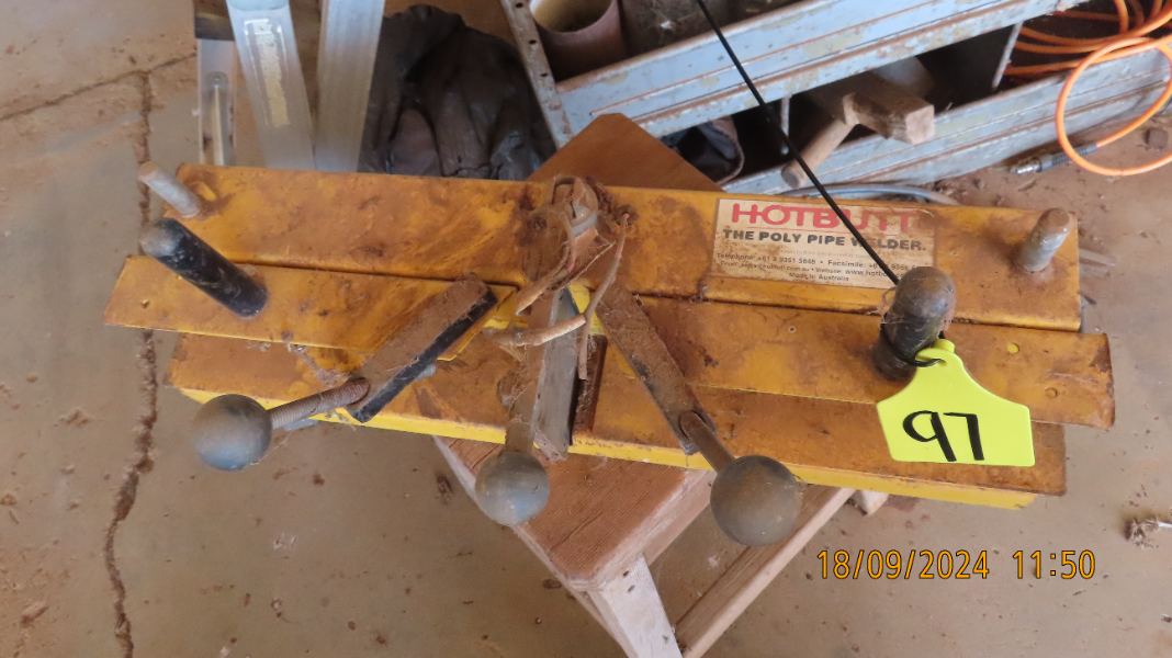 Lot 97 - Poly Welder | AuctionsPlus