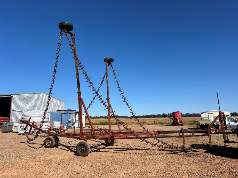 Lot 38 - 40ft Graham-Hoeme Prickle Chain | AuctionsPlus