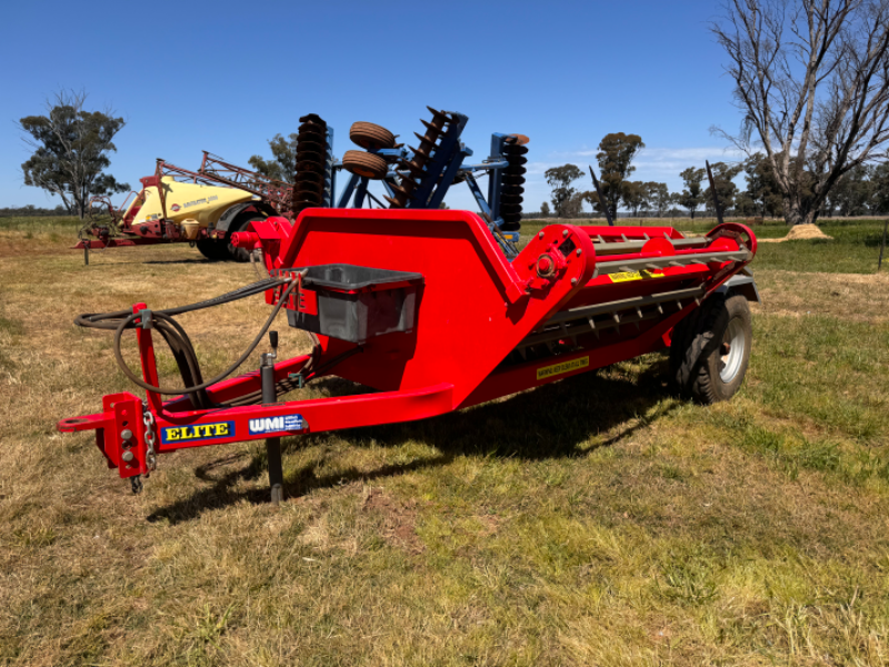 Lot 23 - Bale Spreader | AuctionsPlus