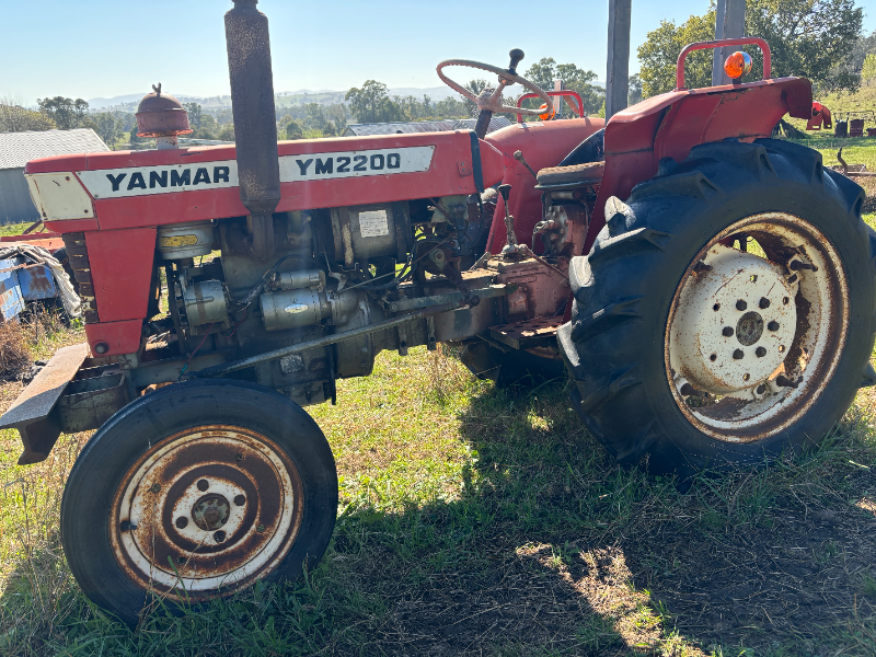 Lot 168 - YANMAR YM 2200 TRACTOR | AuctionsPlus
