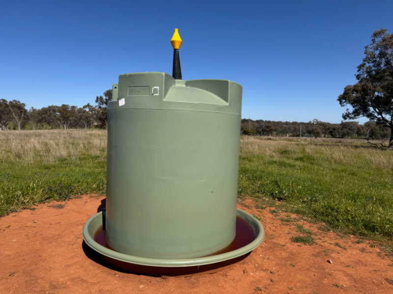Lot 65 - Tank & Saucer | AuctionsPlus