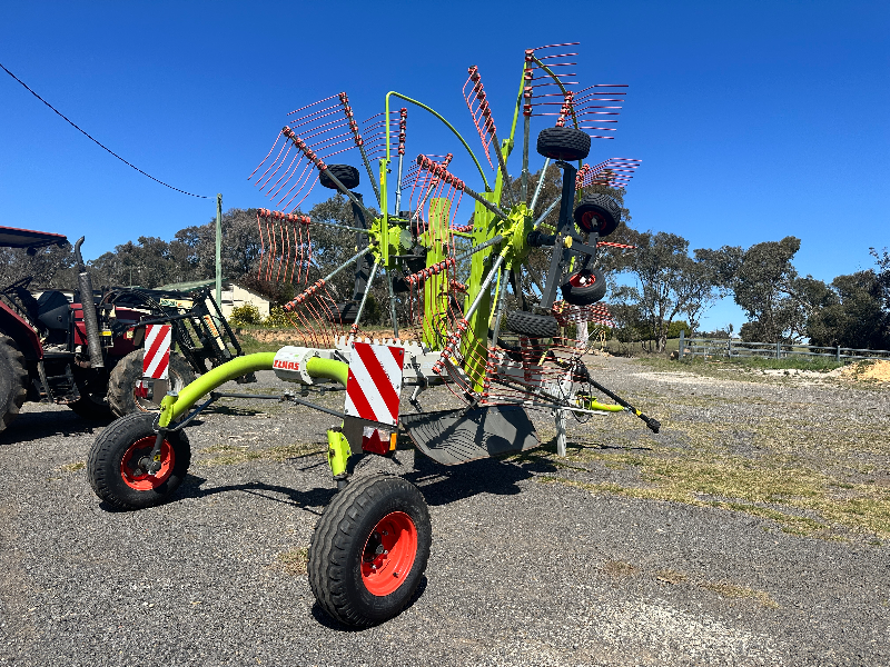 RH4 - CLAAS LINER 2600 TWIN ROTOR HAY RAKE. | AuctionsPlus