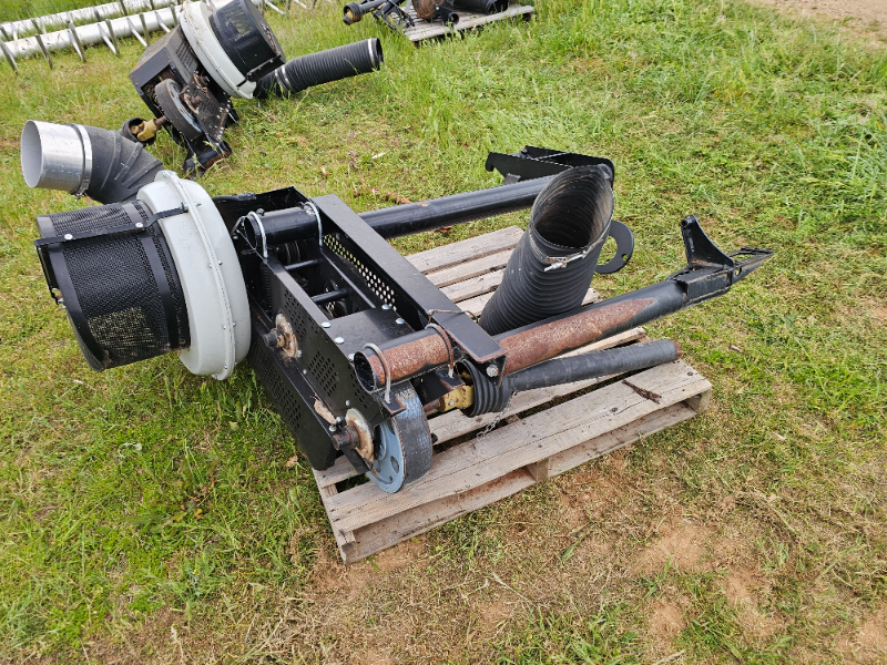 LOT 46 - AWS Airbar Air reel suit 12m 40ft front | AuctionsPlus