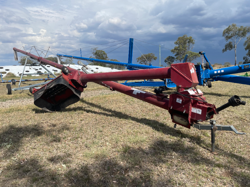 Lot 6 - Meridian Auger, 10” x 71’, swing away hopper, PTO drive, 12 ...