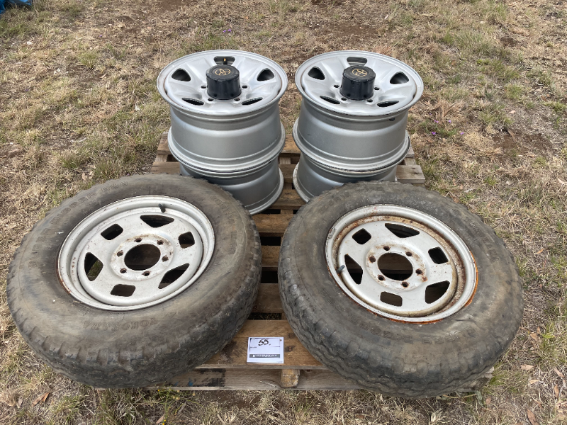 Lot 55 - 2 x Holden Rodeo rims , 205R16 and 4 x steel Toyota ...