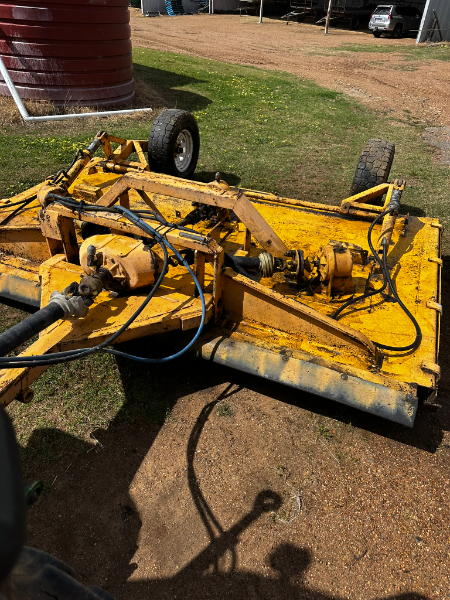 Lot 10 - 10ft superior triple rotary slasher | AuctionsPlus