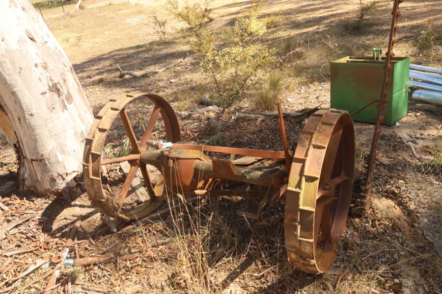 Lot 19 - Antique Mower | AuctionsPlus
