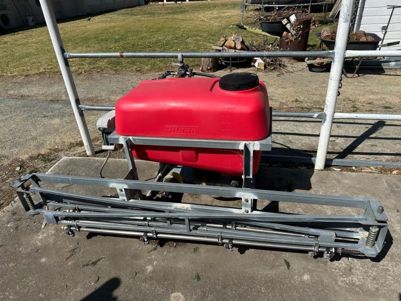 Lot 72 - Silvan 200L Boom Spray | AuctionsPlus
