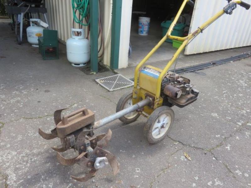 Lot 24 - Masport Garden Rotary Hoe - B & S 3hp Engine | AuctionsPlus