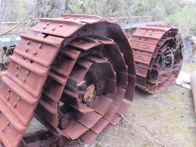 Lot 99 - Berco Track Chains To Suit D8 | AuctionsPlus