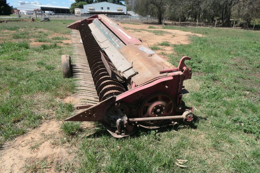 Lot 45 - Old Header Front | AuctionsPlus