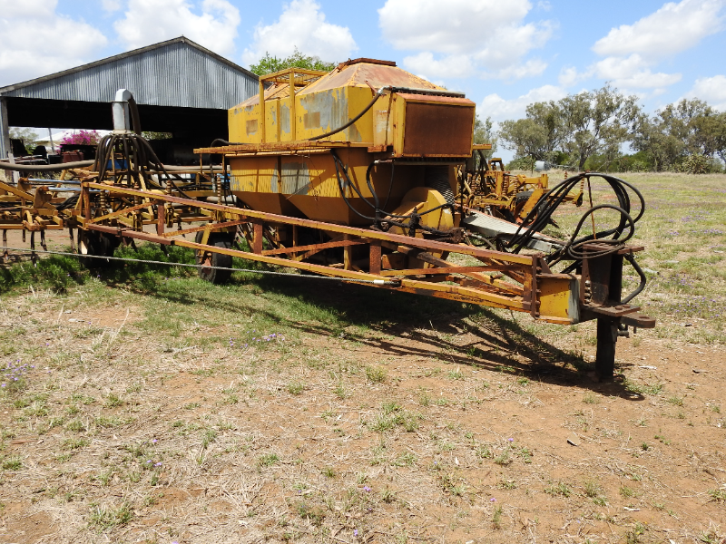Lot 31 - Gyral Seeder cultivator s/n SC814; | AuctionsPlus