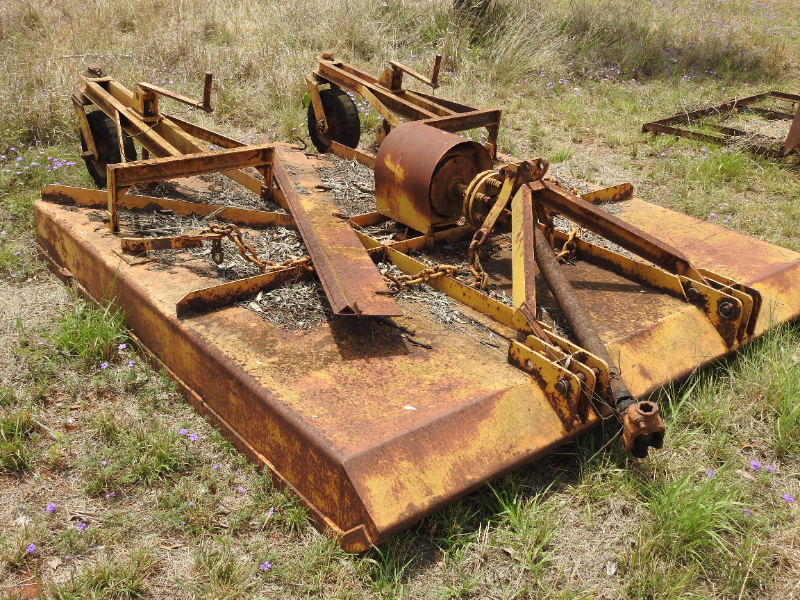 Lot 37 - PTO 6ft TPL slasher, gauge wheels | AuctionsPlus