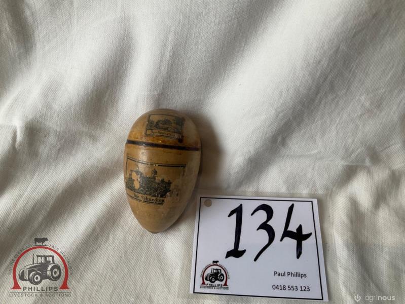 Lot 134 - German egg mushroom darner | AuctionsPlus