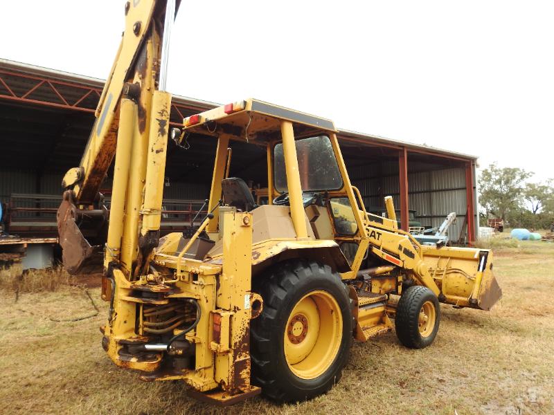 Lot 10 - Caterpillar 428 Backhoe; | AuctionsPlus