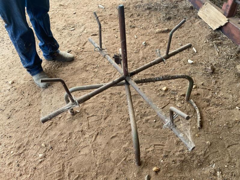 Lot 16 - Wire Spinner | AuctionsPlus