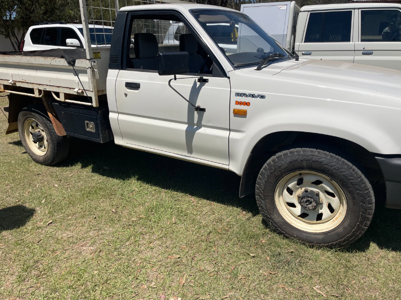Lot 10 - Mazda Bravo with tipper tray | AuctionsPlus