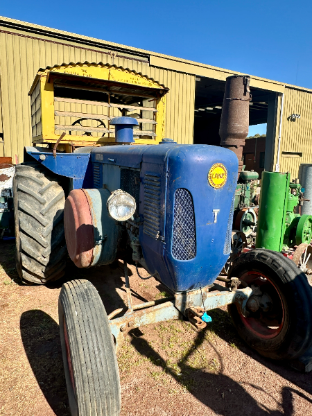 Lot 32 - Lanz Bulldog T Model Tractor | AuctionsPlus