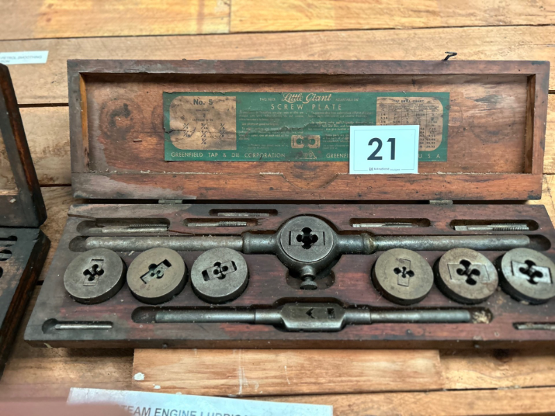Lot 21 - Little Giant stock and die set | AuctionsPlus