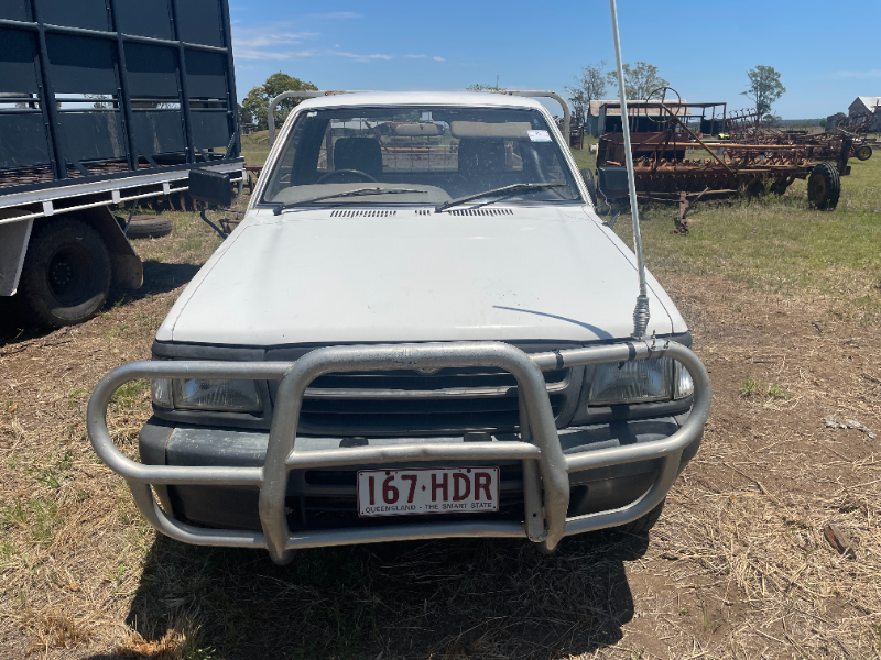Lot 8 - Mazda 1996, B2600 4x4 Tray Back Ute | AuctionsPlus