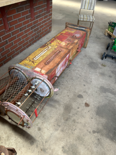 Lot 30 - Plume/Shell Fuel Bowser | AuctionsPlus