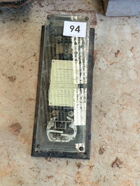 Lot 94 - Remote transmitter | AuctionsPlus
