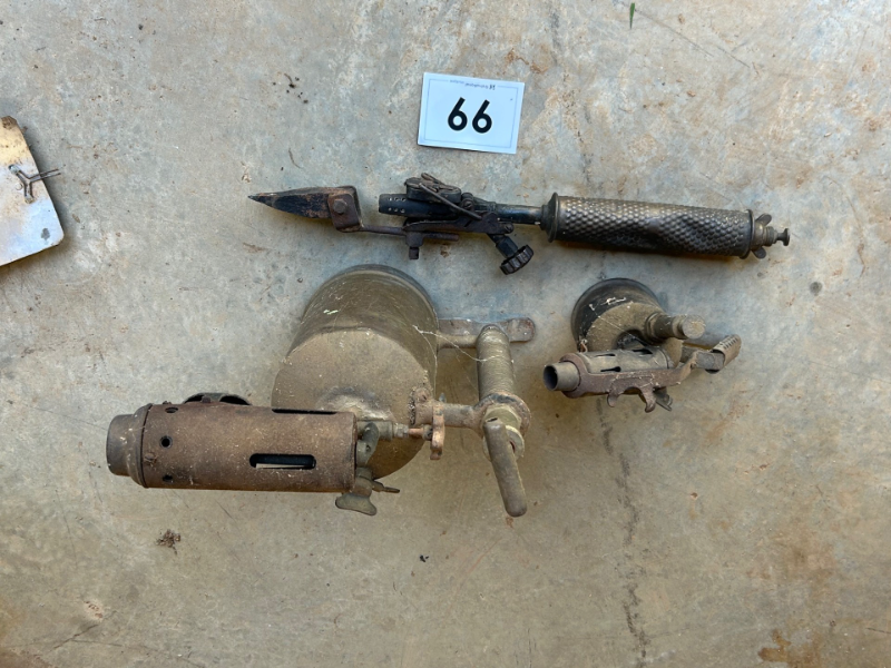 Lot 99 - Soldering irons | AuctionsPlus