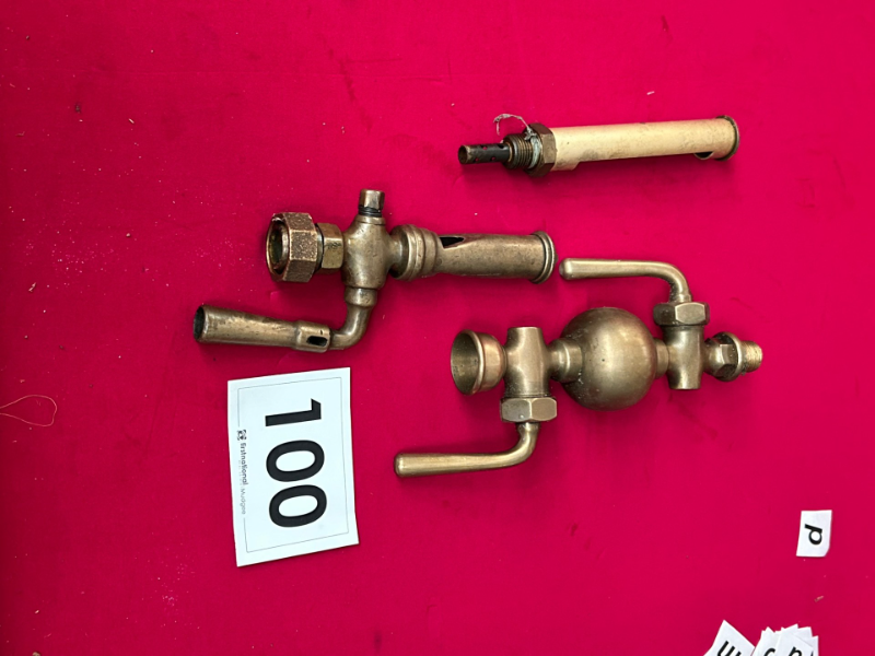 Lot 100 - Brass steam whistle and brass steam tools | AuctionsPlus
