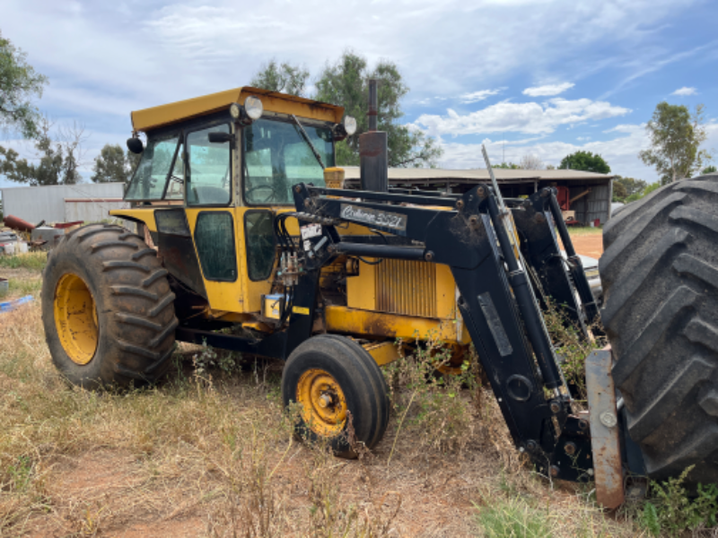 Lot 175 - Chamberlain 4080, Near New Front End Loader | AuctionsPlus