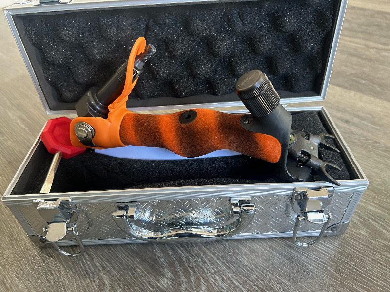 Lot 29 - Heiniger FX Handpiece | AuctionsPlus